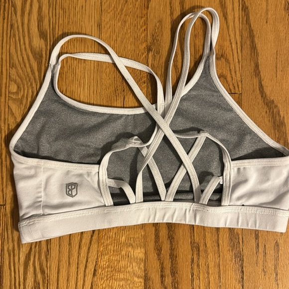 Born Primitive | Intimates & Sleepwear | Born Primitive Sports Bra Size ...
